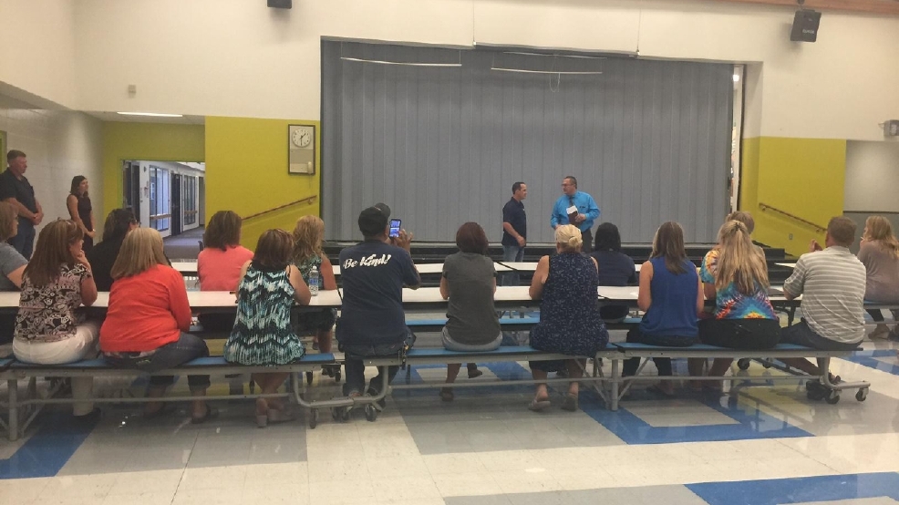 Alice Smith Elementary receives $10k donation from Amazon | KRNV