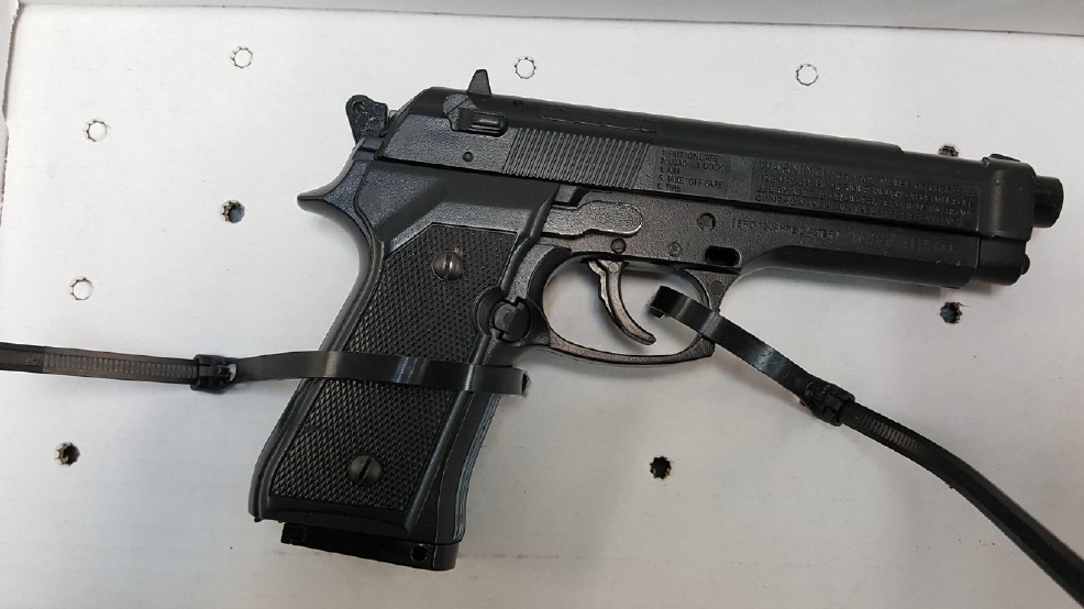 Fake gun causes scare during Halloween in Rossford | WNWO